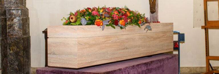 Le rôle clé de l’entreprise funéraire dans la gestion du deuil